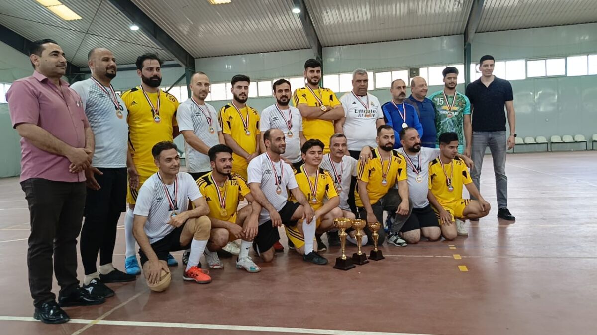 فوز فريق الأساتذة والموظفين في بطولة كلية الآثار بكرة القدم – كلية ...