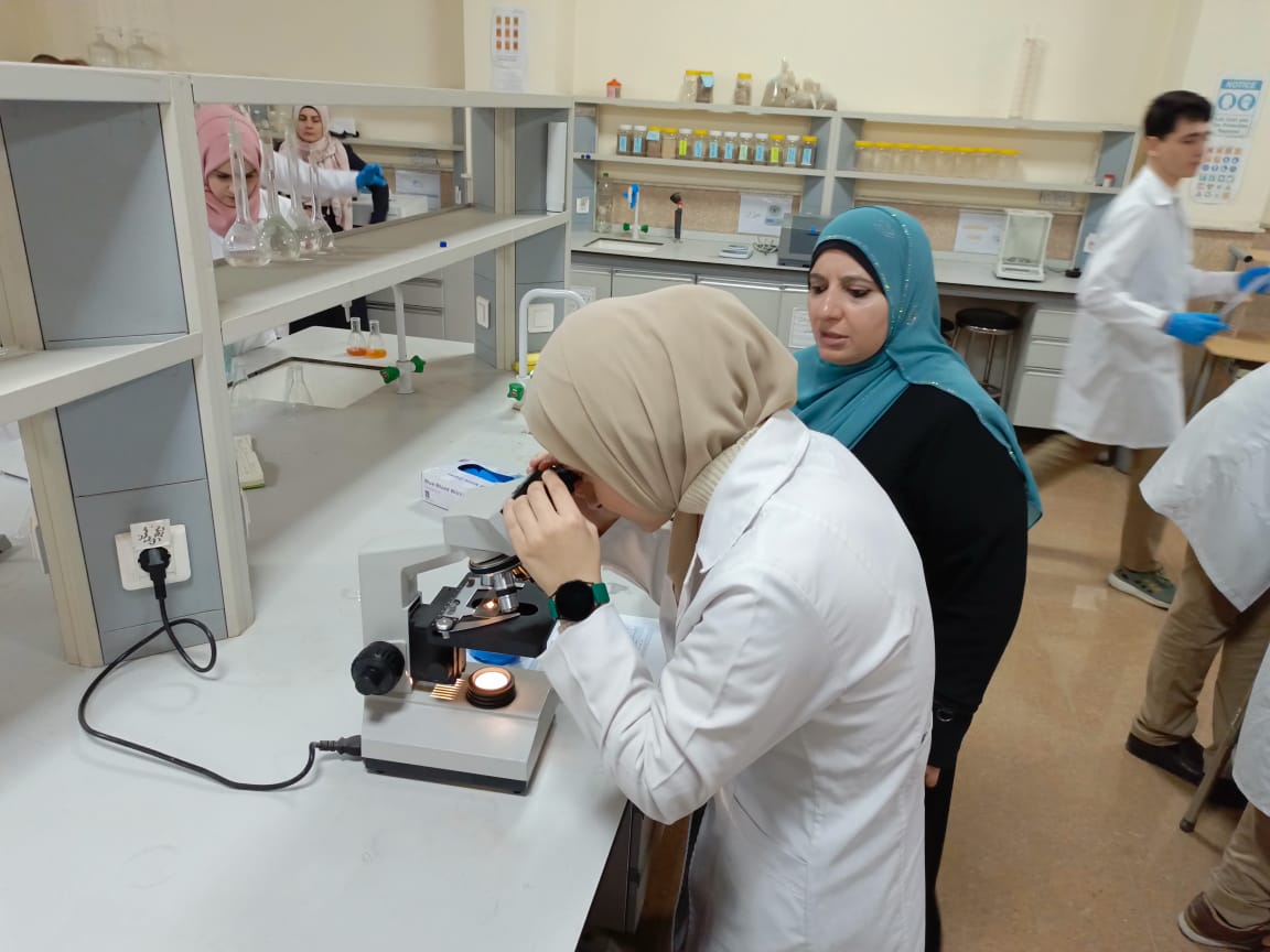 A visit to the Gifted School to the College of Environmental Science ...